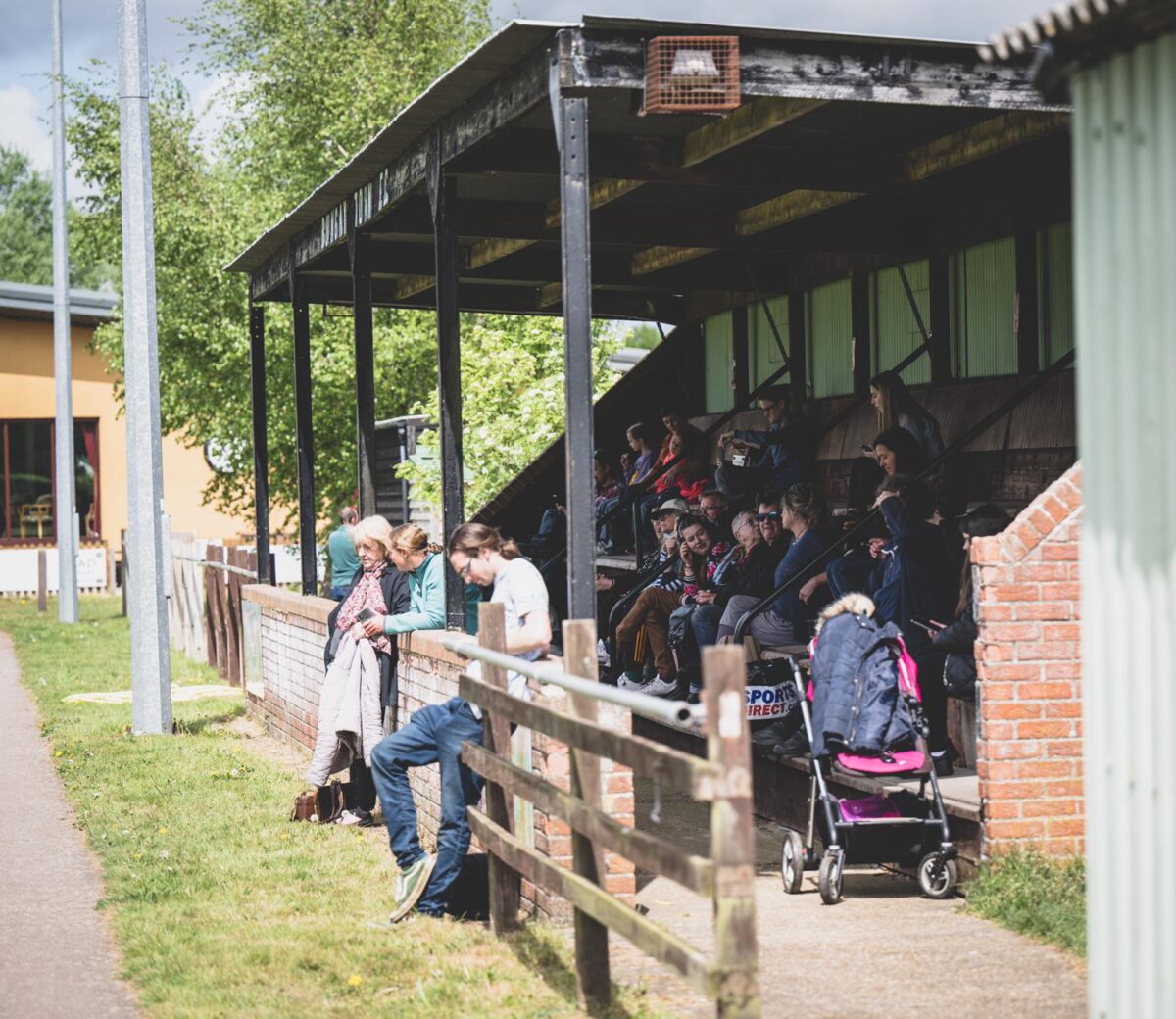 Football Match: Photo Gallery - Clinks Care Farm
